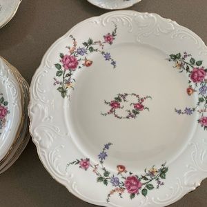 Wawel | Dining | Wawel Rose Garden With Gold Trim Antique Fine Dining ...